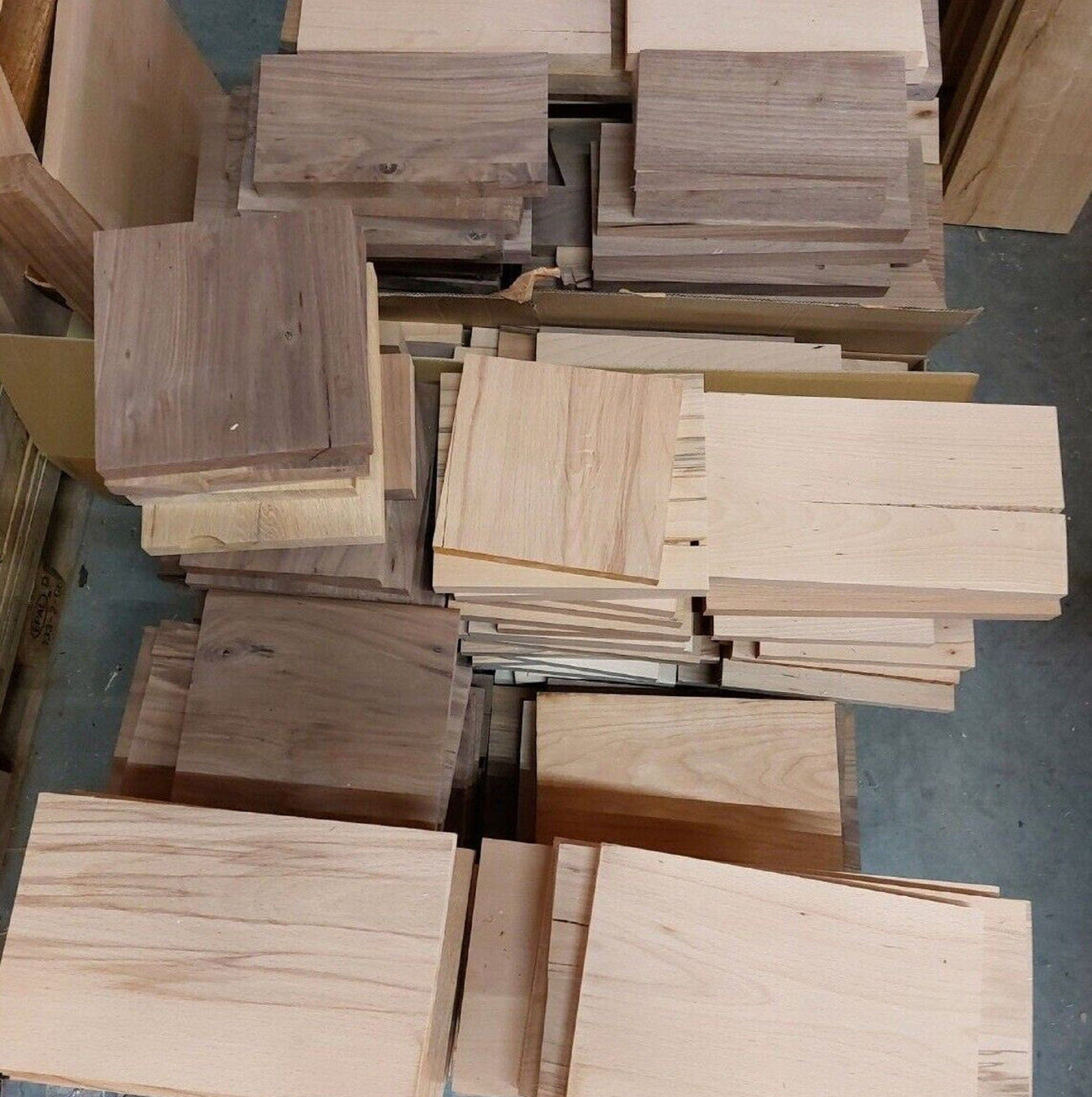 Bastelholz kaufen - gehobelte Holzreste zum Basteln & Drechseln